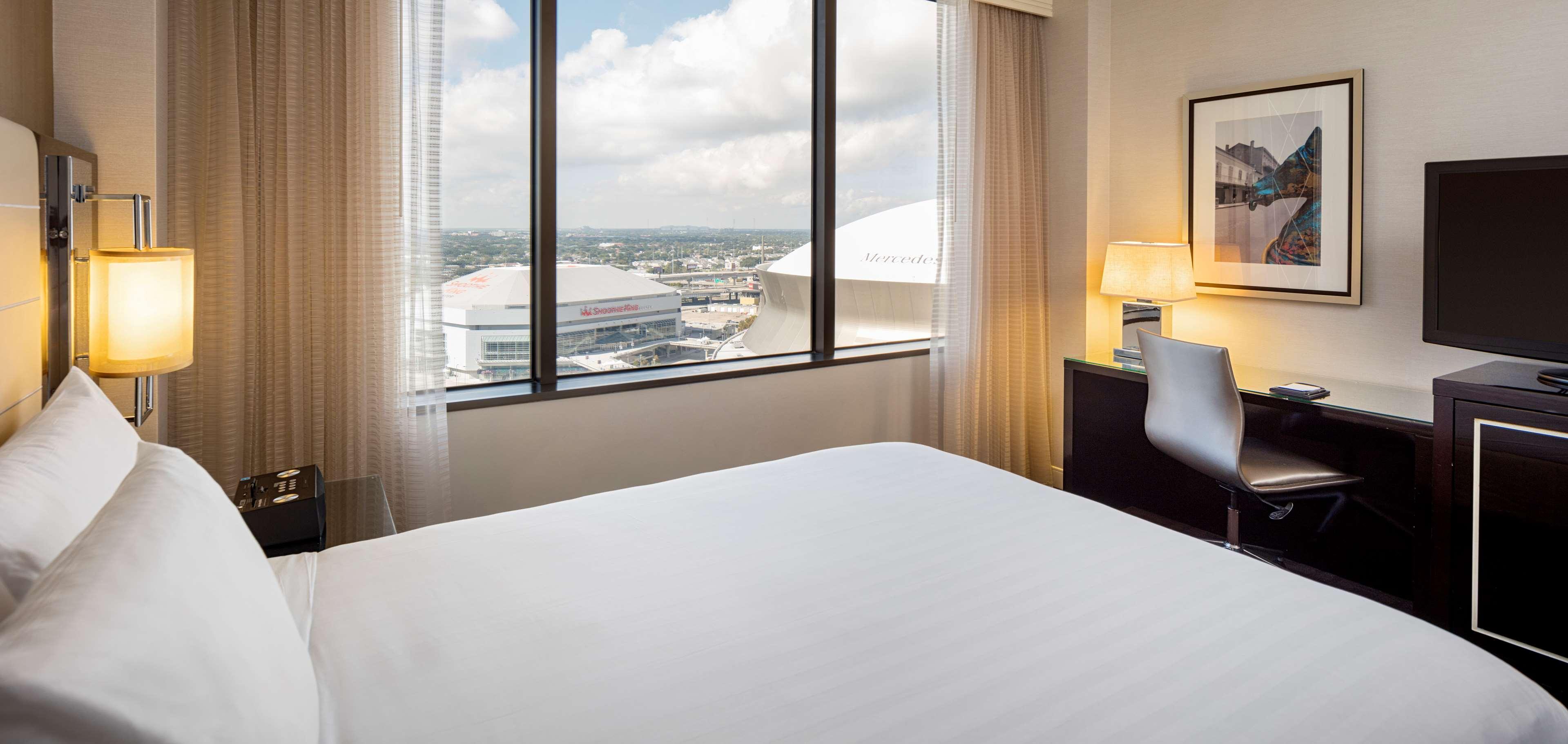 HYATT REGENCY NEW ORLEANS HOTEL | 4-STAR ACCOMMODATION IN THE HEART OF ...