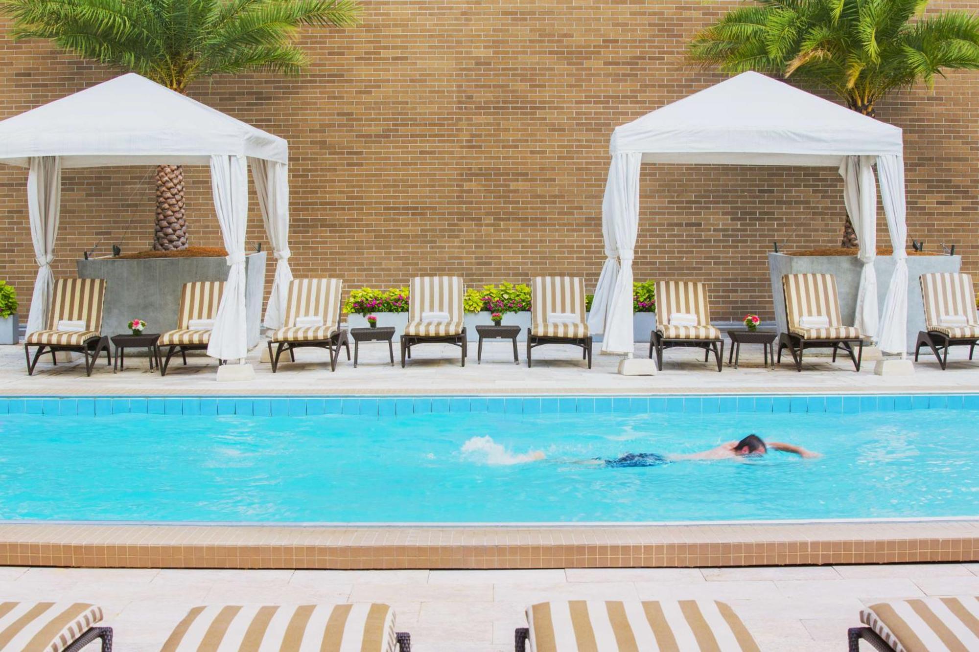 HYATT REGENCY NEW ORLEANS HOTEL | 4-STAR ACCOMMODATION IN THE HEART OF ...